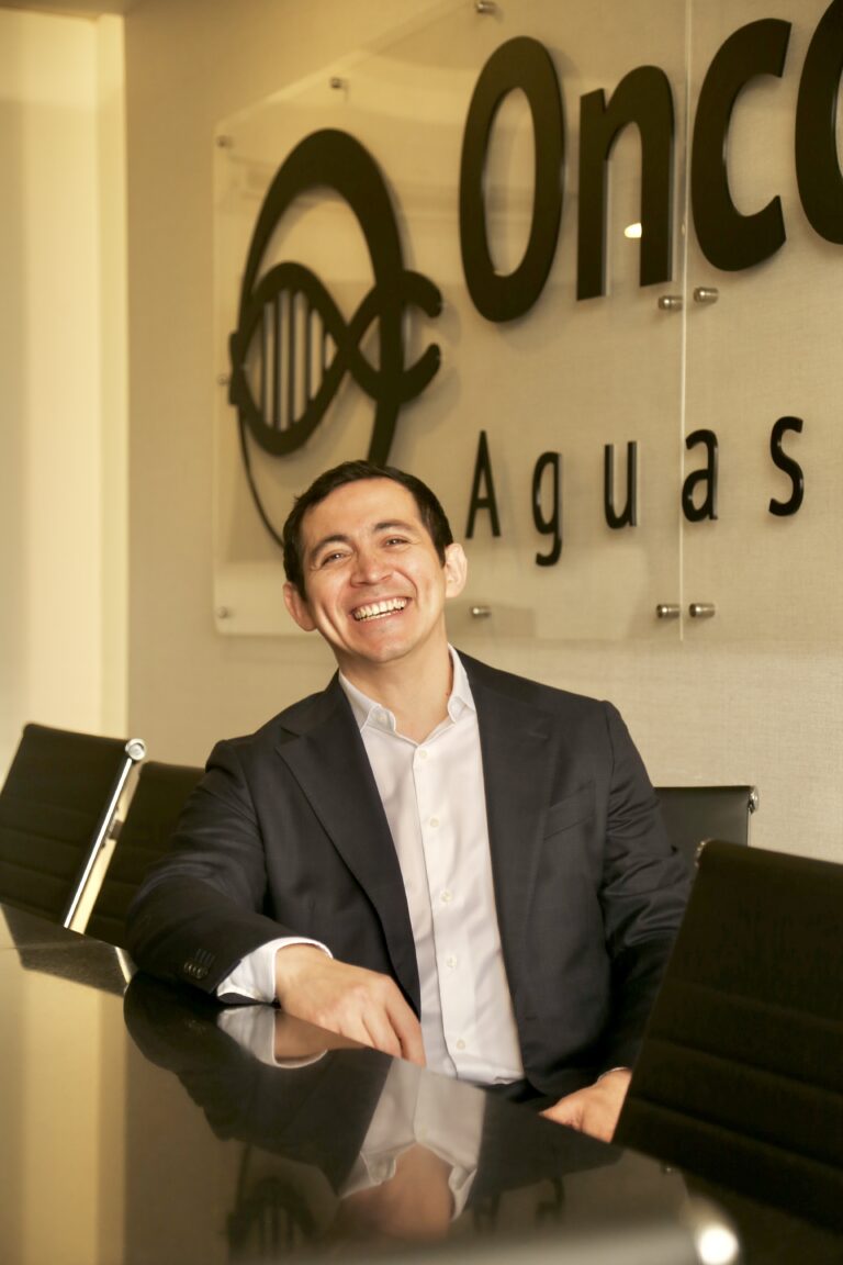Dr. Jesús Elvis Cabrera Luviano - Oncólogo Cabrera
